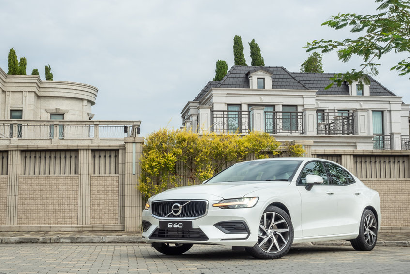 Volvo Touch Up Paint, Pens & Spray Paint | Volvo Paint Codes | PaintNuts